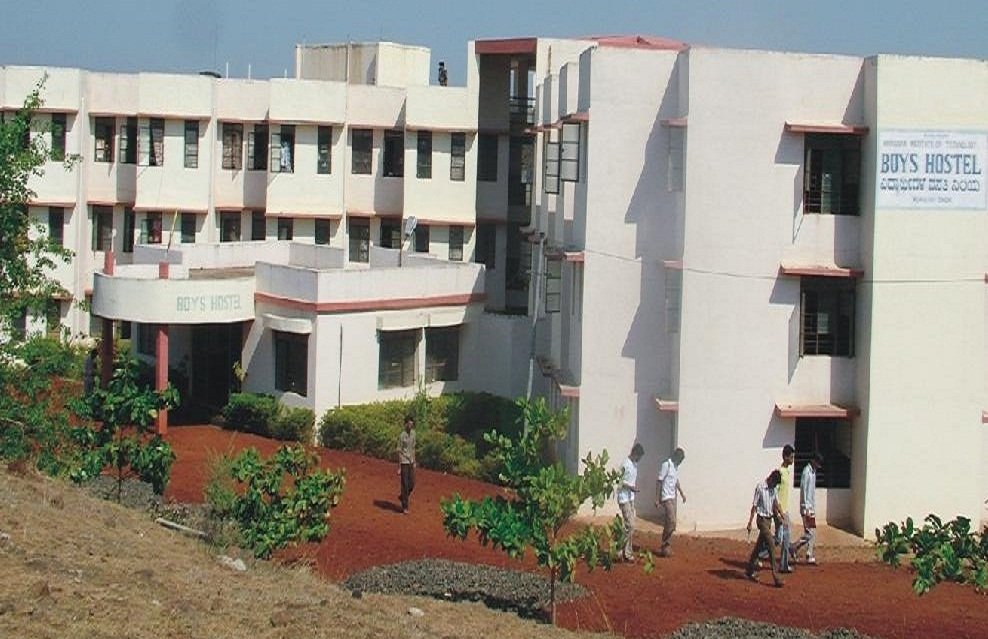 SJPN Trust's BCA College, Nidasoshi